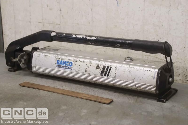 Hand hydraulic pump 800 Bar Bahco P80-2400F zweistufig - Eberlei Maschinen